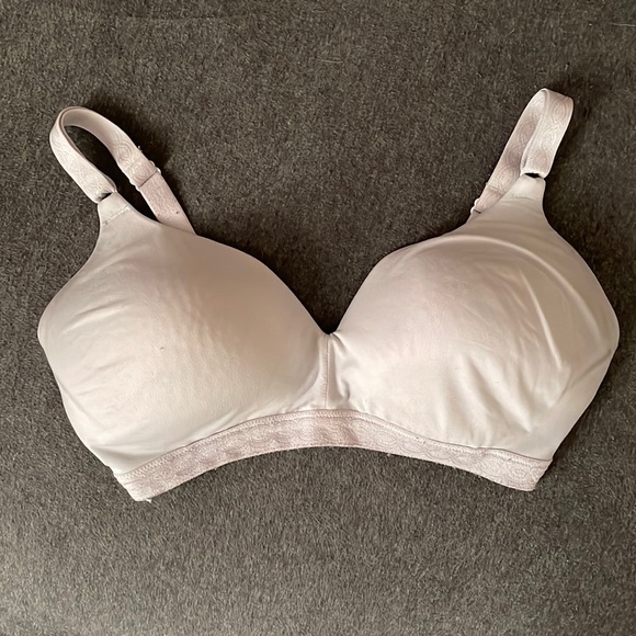 Warner's | Other | White Used Bra | Poshmark